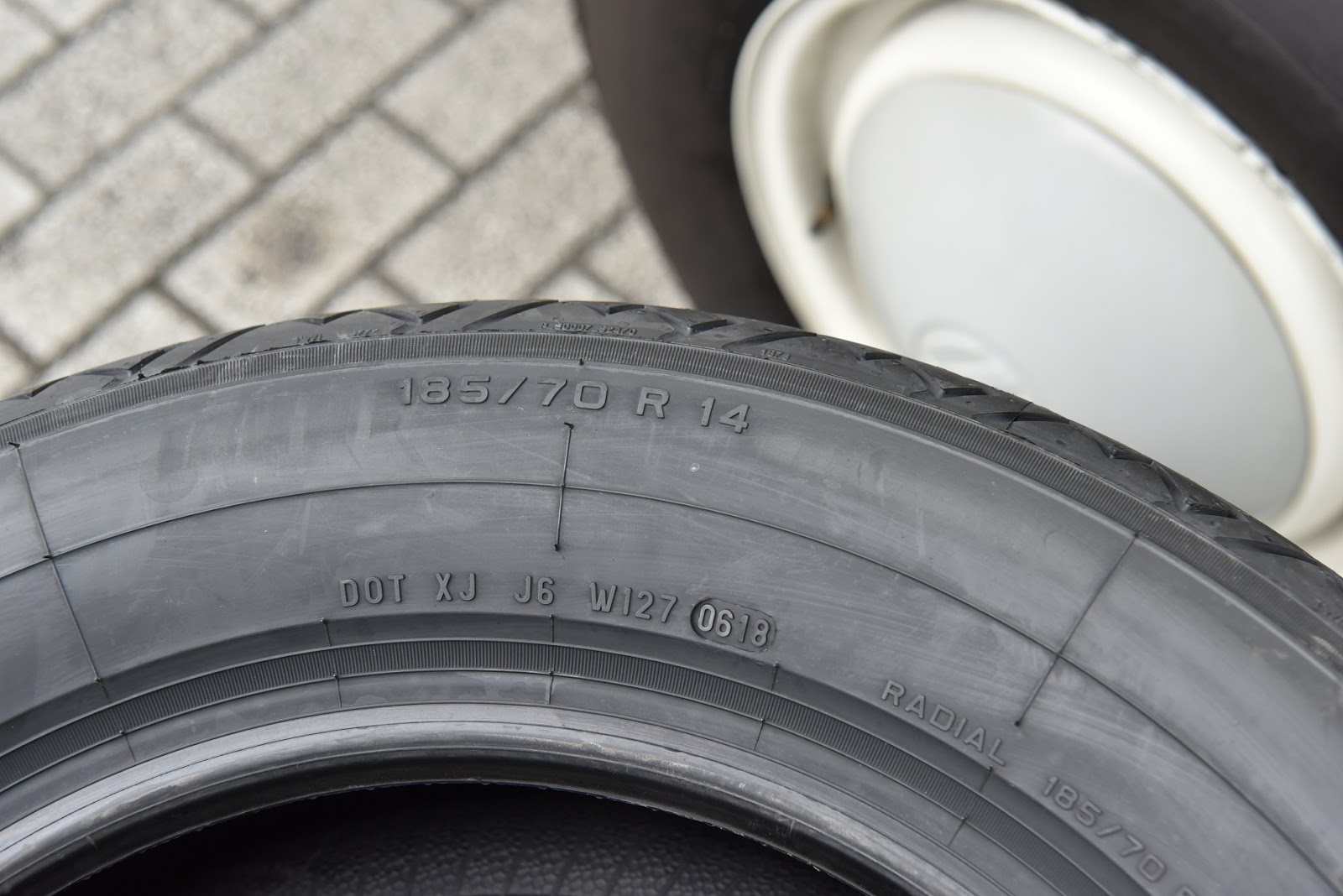 GARAGE VINTAGE Shop Blog: Pirelli "CN36" 185/70VR14