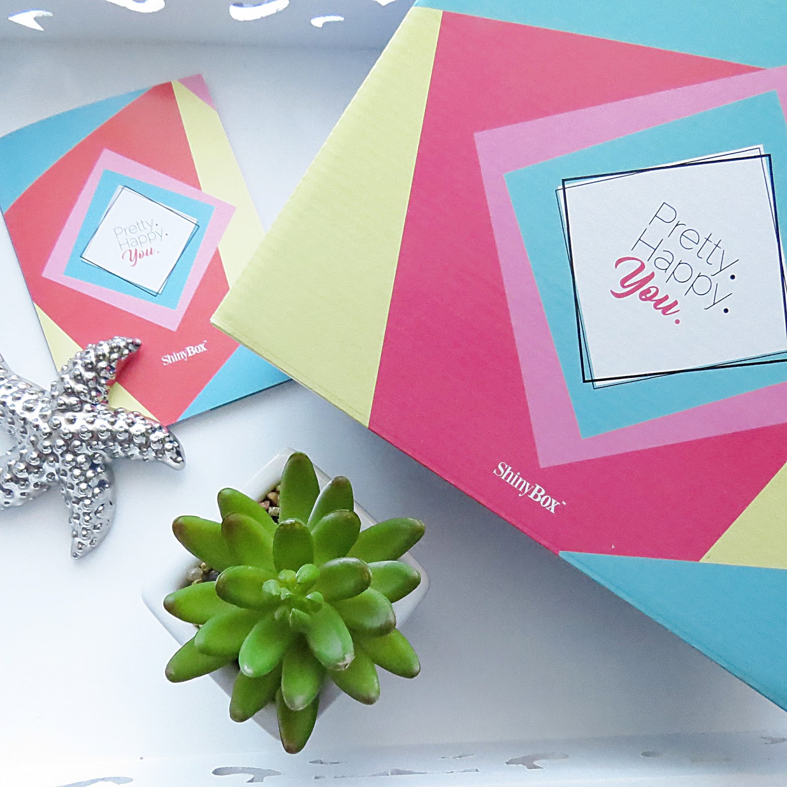 Do połowy pełna...: SHINYBOX: PRETTY. HAPPY. YOU.