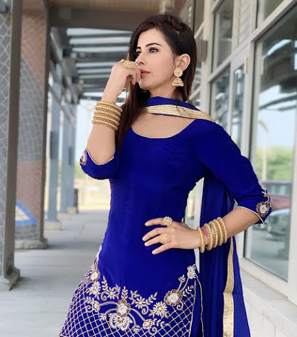 Movies Picture: Meeti Kalher