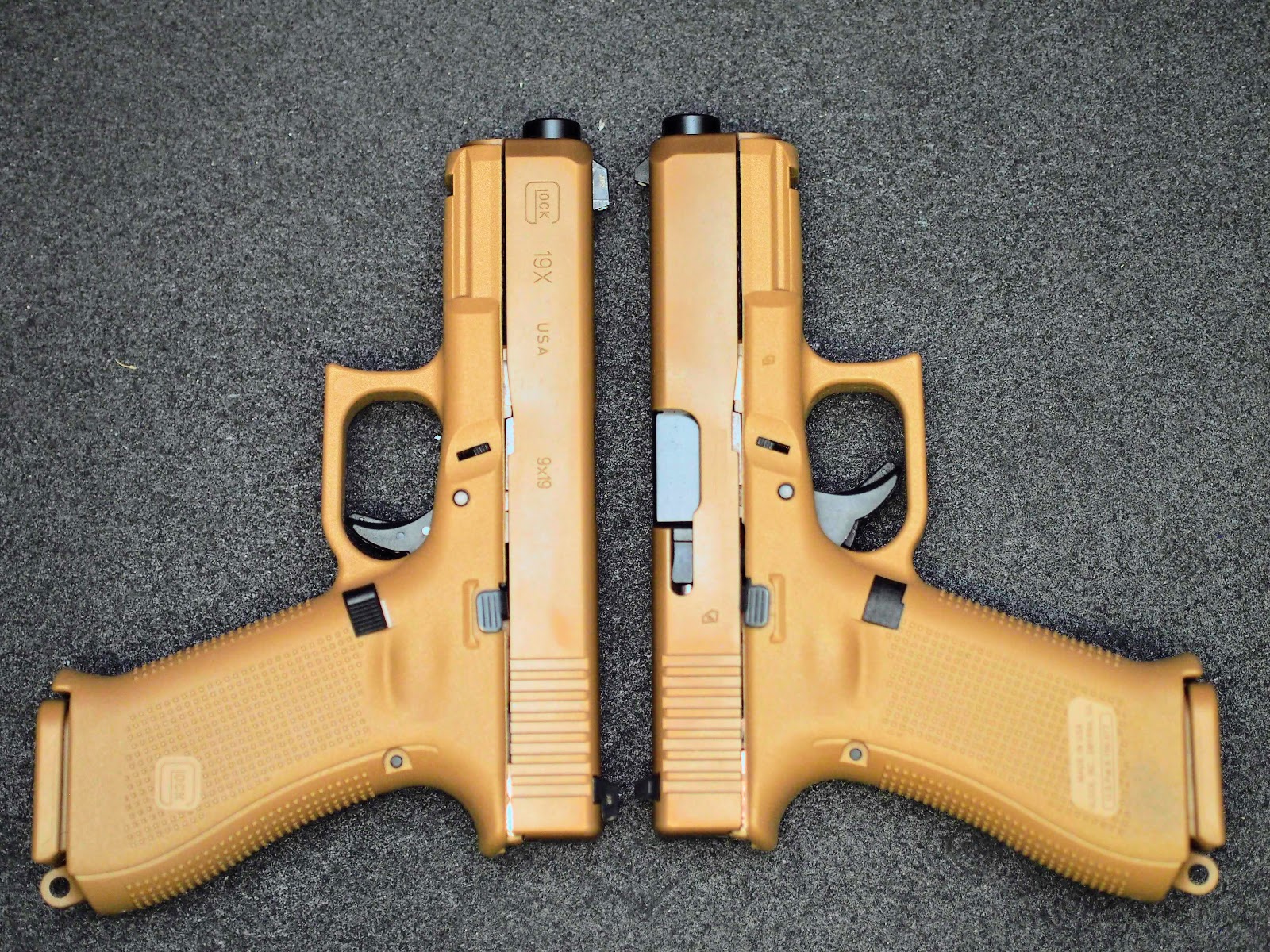 Mister Donut's Firearms Blog: Glock 19x Canadian version