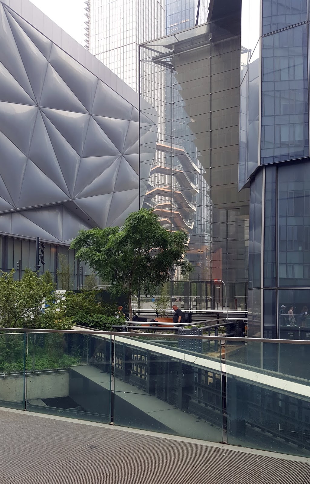 view from the thirteenth floor: hidey ho