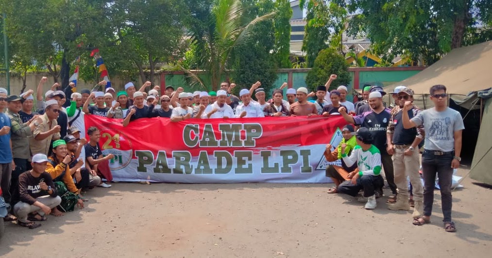 Laskar FPI Sudah Berdatangan Di Stadion Rawa Badak Jakut, Siap ...