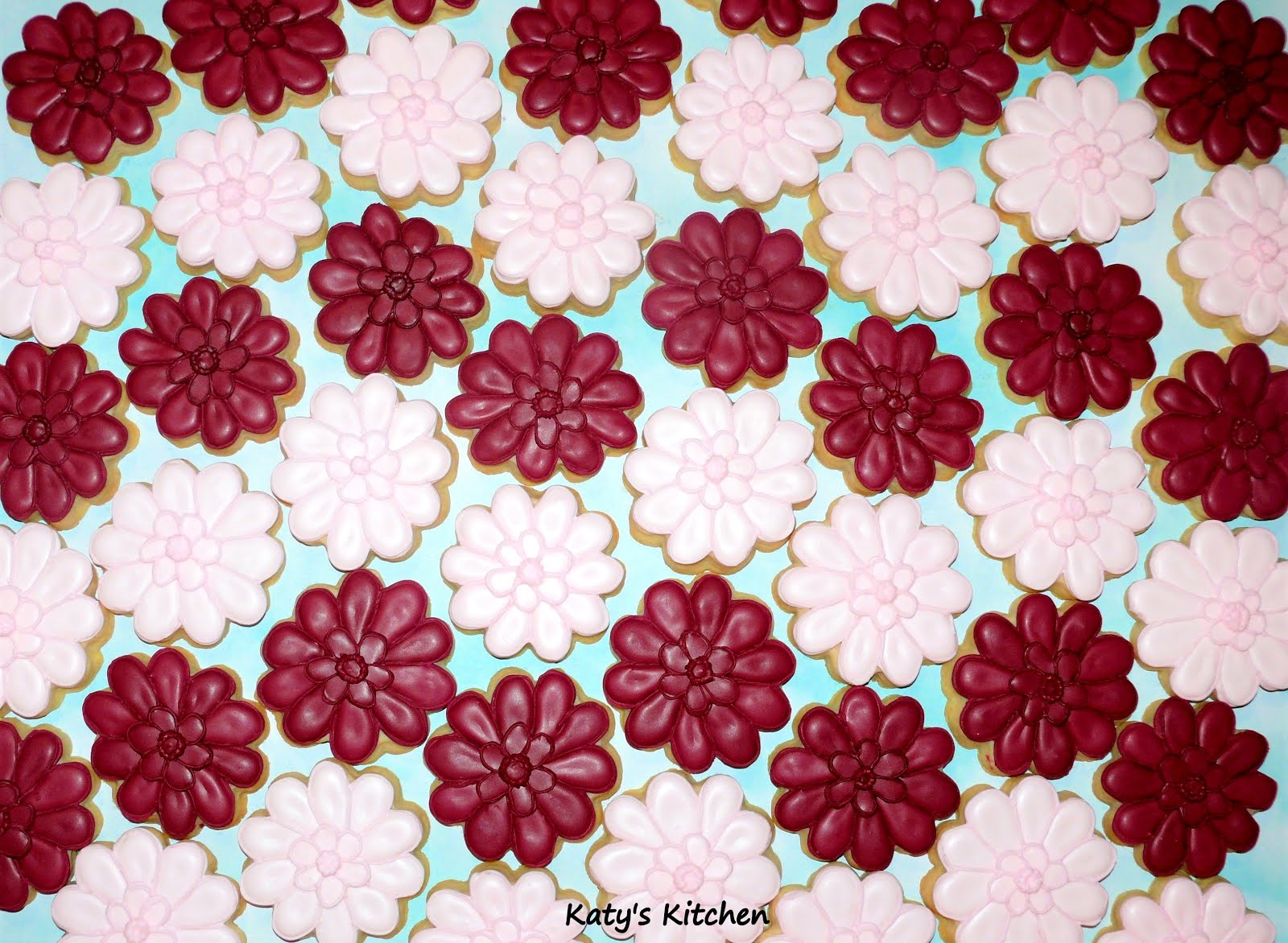 Katy's Kitchen: 'Baby In Bloom' Flower Cookies