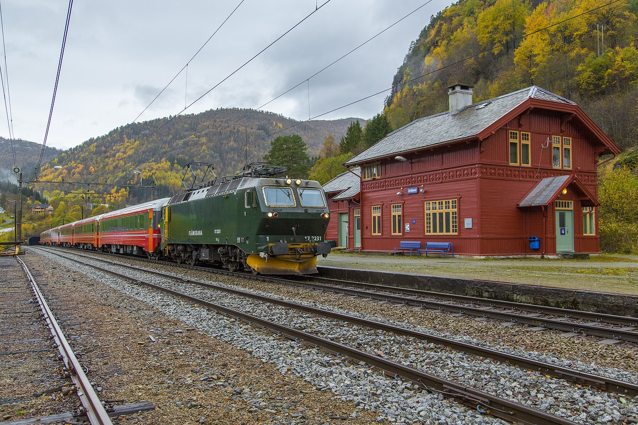 Σιδηροδρομικά Νέα: NSB El 17 – η πρώτη νορβηγική ηλεκτρομηχανή με ...