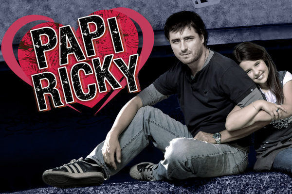 “Papi Ricky” se estrena en Ecuador – Teleseries.cl