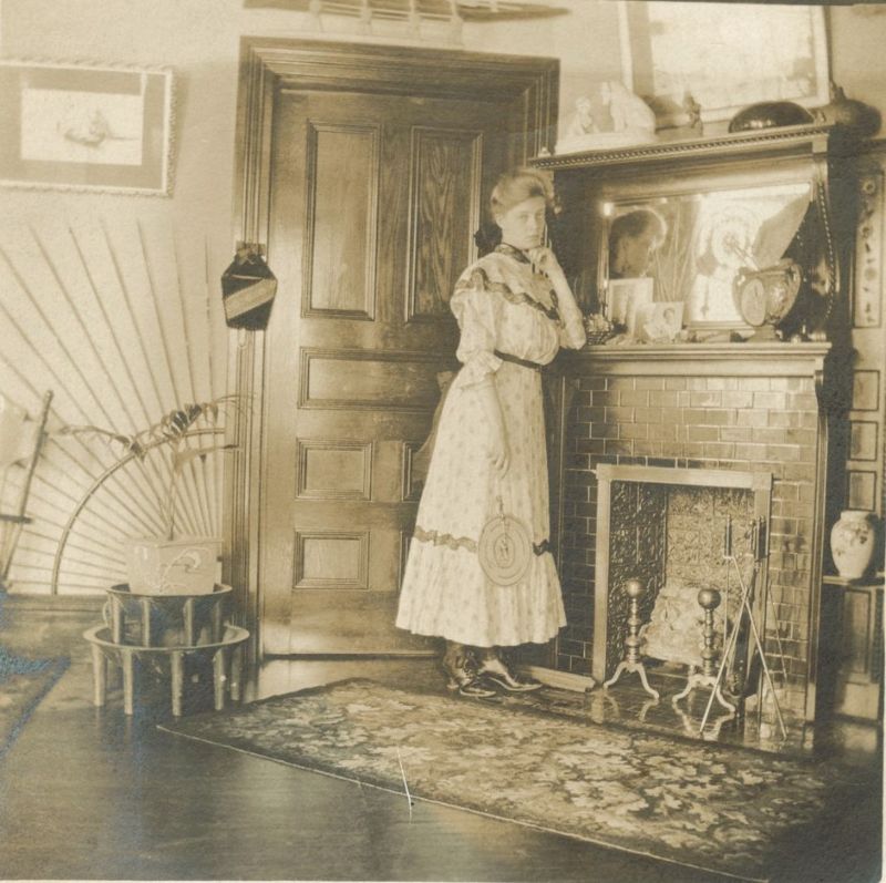 35 Found Photos Capture Edwardian People in Their Houses ~ Vintage Everyday