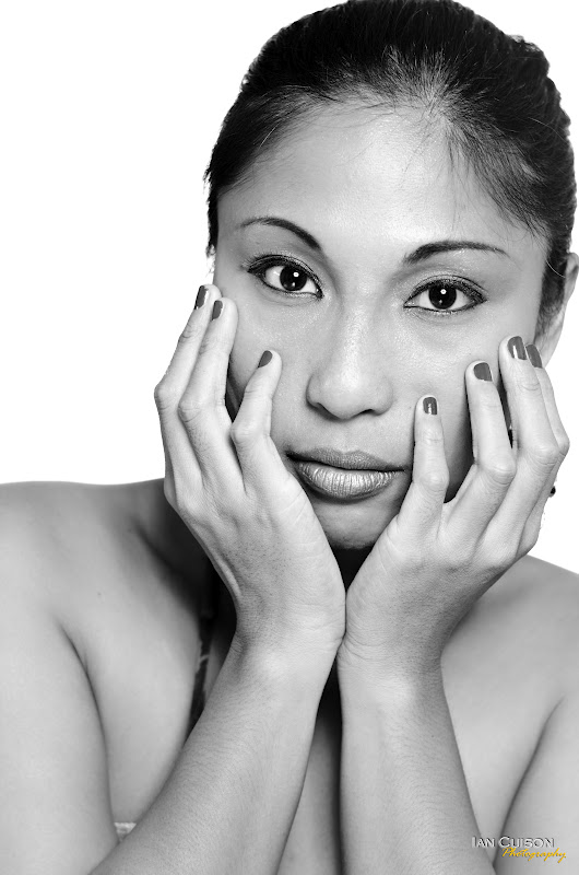 Stephanie Carbonell's Instagram, Twitter & Facebook on IDCrawl