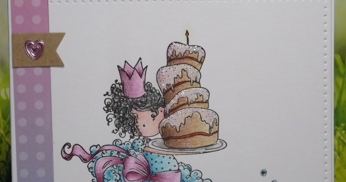 Ruby-Dooby-Doo Crafts: Sparkly birthday cake