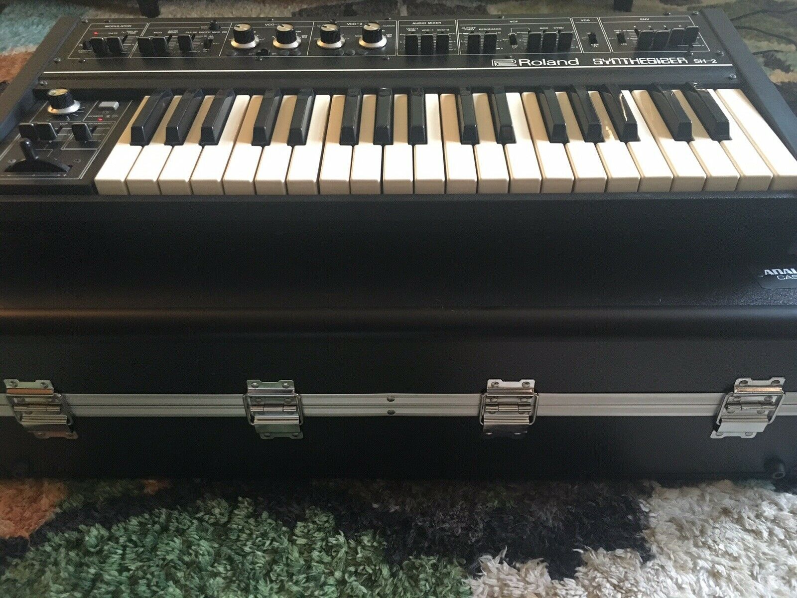 MATRIXSYNTH: Roland SH-2 Keyboard Synthesizer Mint SN 117360