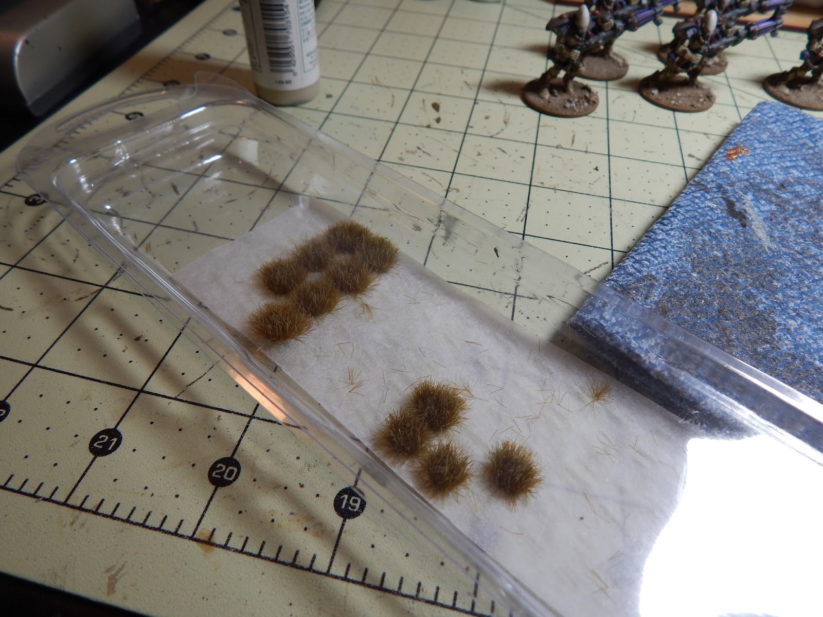 My Miniature Mischief: Step-by-Step Spiders...