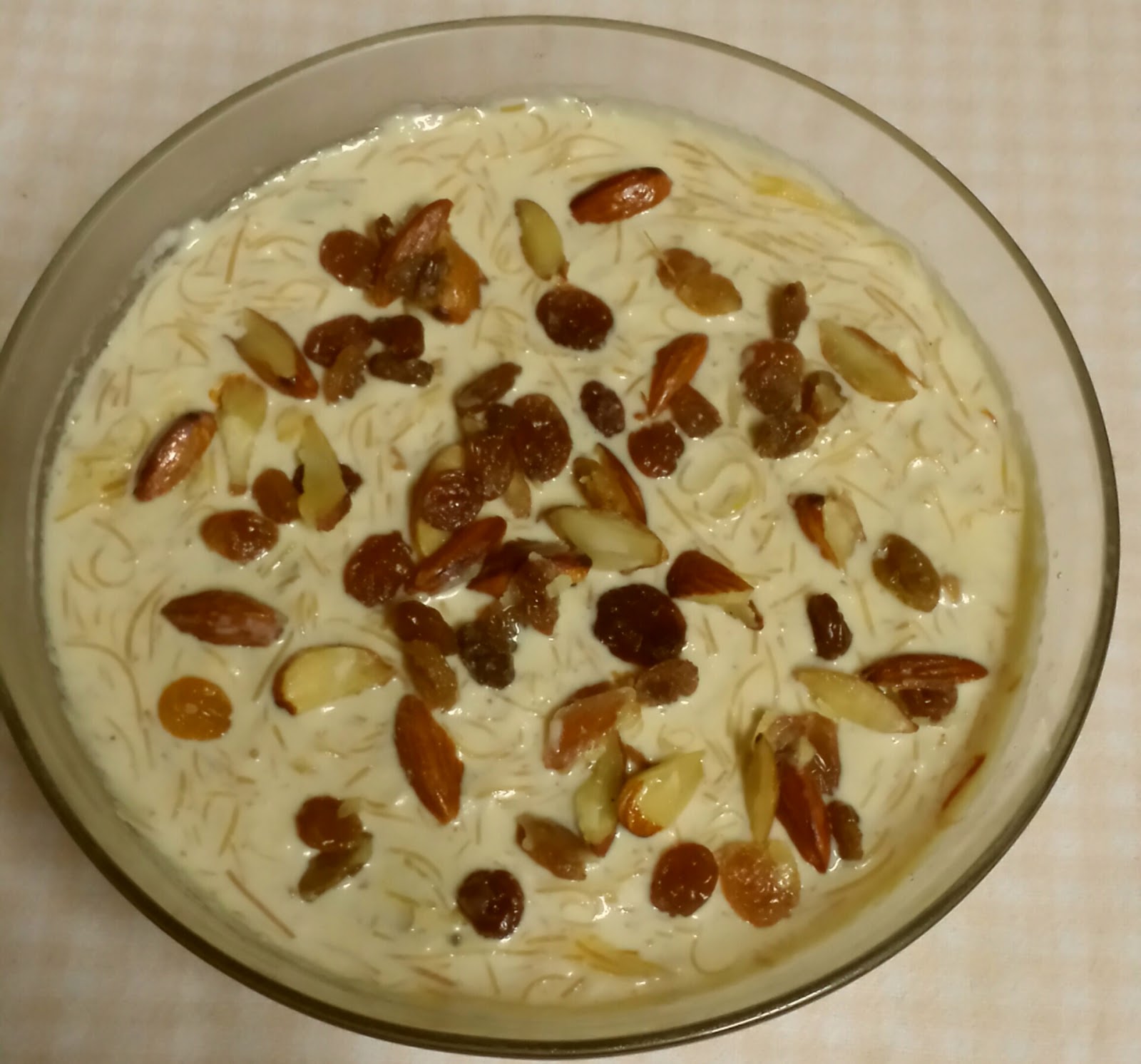 Let's cook!: Sheer Khurma / Dates and Vermicelli Pudding