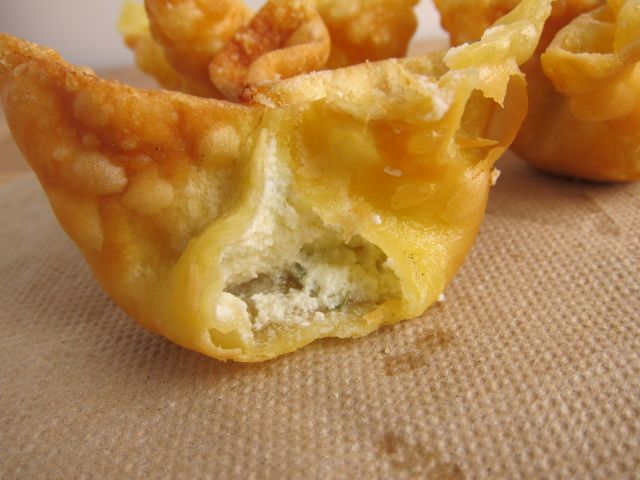 Review: Panda Express - Cream Cheese Rangoons