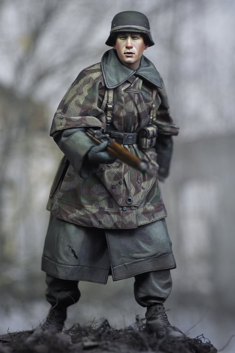 PERSPECTIVES IN MINIATURE: Alpine Miniatures - Grenadier, 558 ...