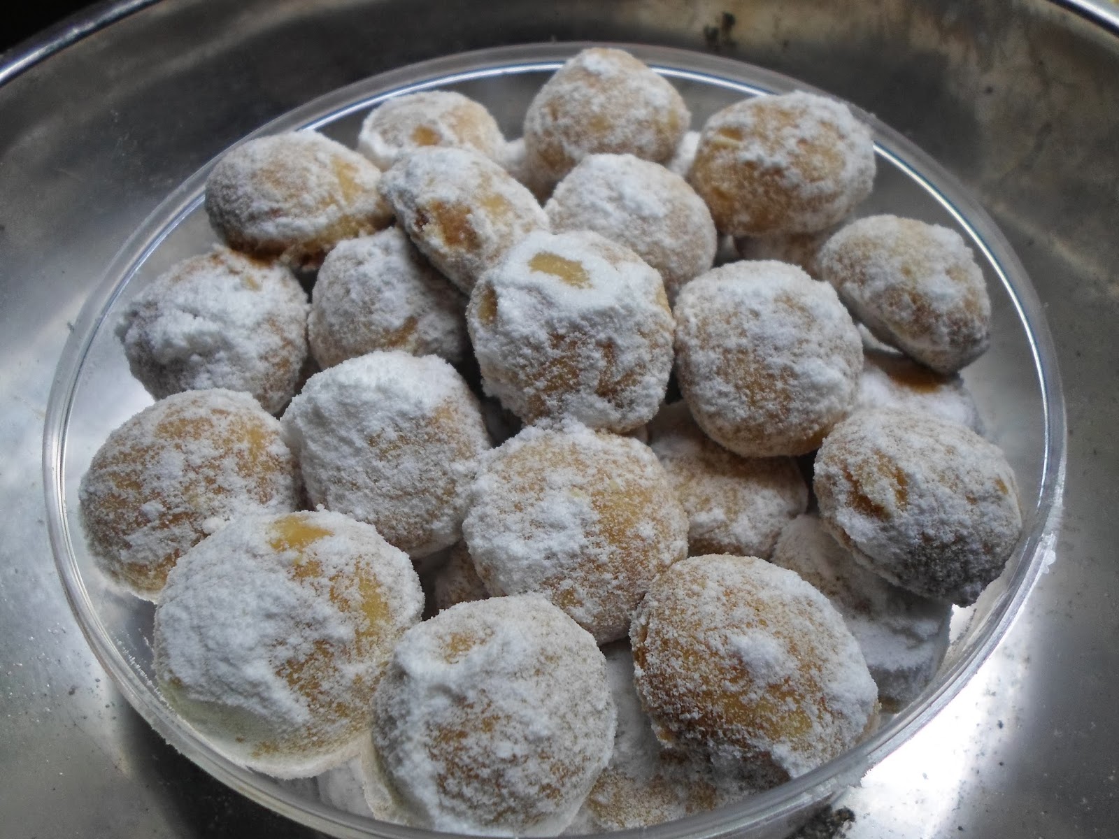 Adenium: Cara Membuat Bola-Bola Salju