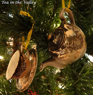 Tea in the Valley: 2017 Tea-Themed Christmas Tree