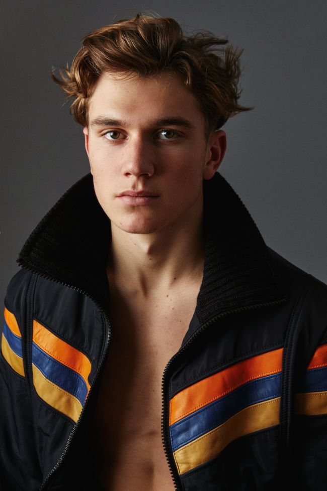 Favorite Hunks & Other Things: Advantage Draper