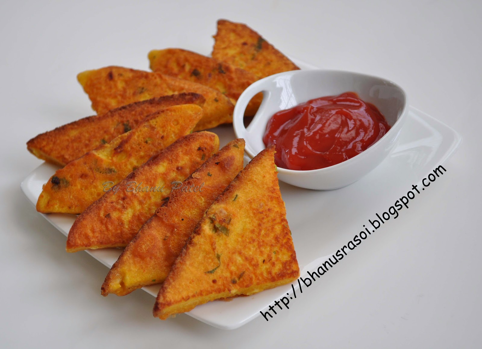 Bhanu's Rasoi-A Little Spice of Heaven: SAVORY BESAN BREAD TOAST