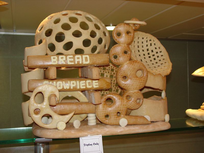 Kuweight 64: BREAD ART