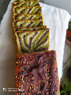 Choco-spinach camouflage bread - healthy
