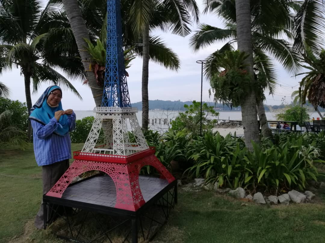 Tempat Menarik Manjung 2020: Big Whale Cafe, Hotel Ritz Garden, Horizon ...