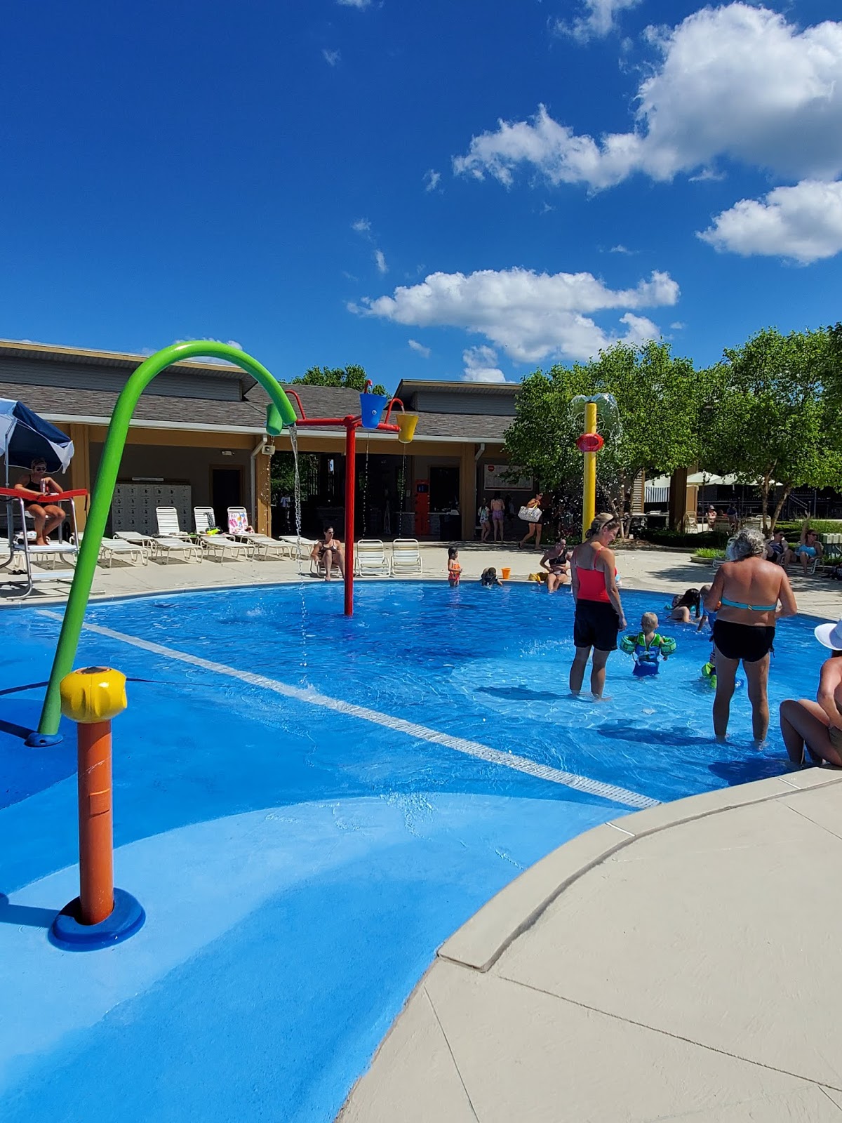 Play St. Louis: The Edge Aquatic Center, Ellisville