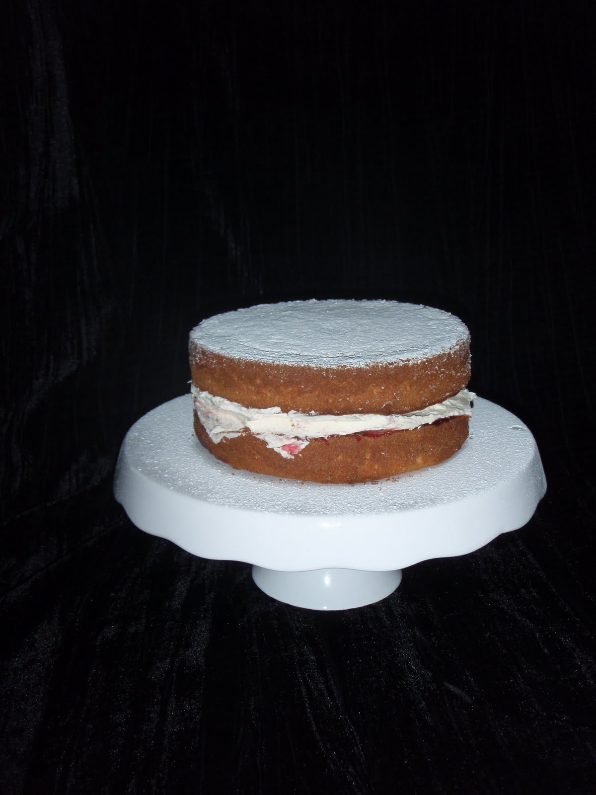 Edward's Recipe Whirl: Almond Victoria Sponge Cake