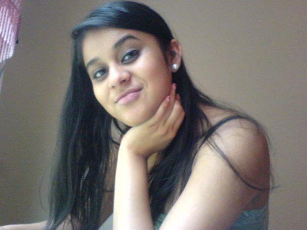 Pakistani Hot Girls Maya Khan Mobile Number And Picture