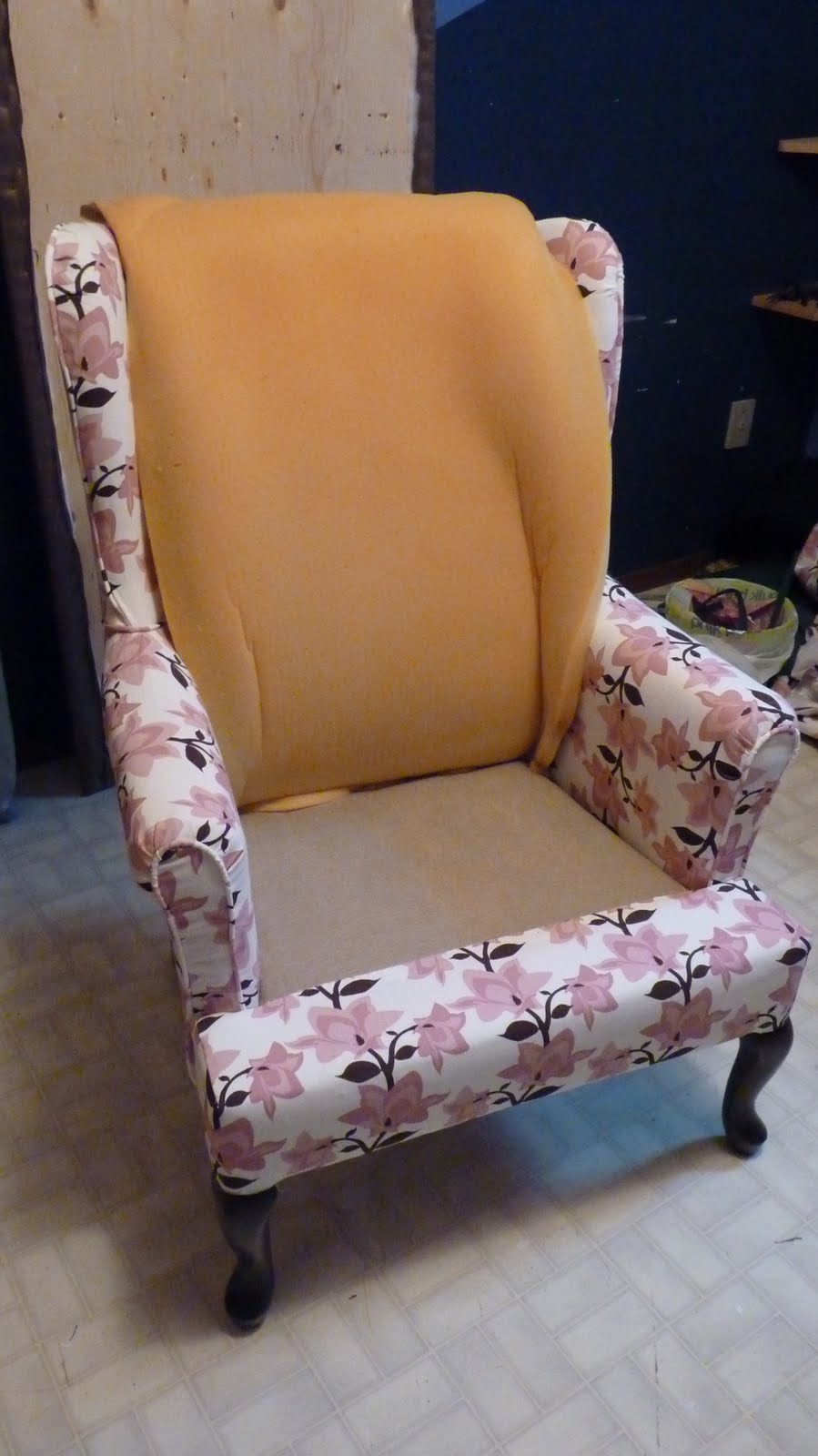 d i y d e s i g n: Re-Upholstering Furniture Part 2: Upholstering