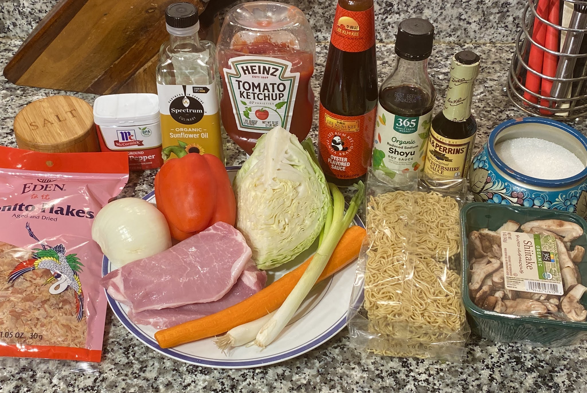 Японская жареная лапша "якисоба"
