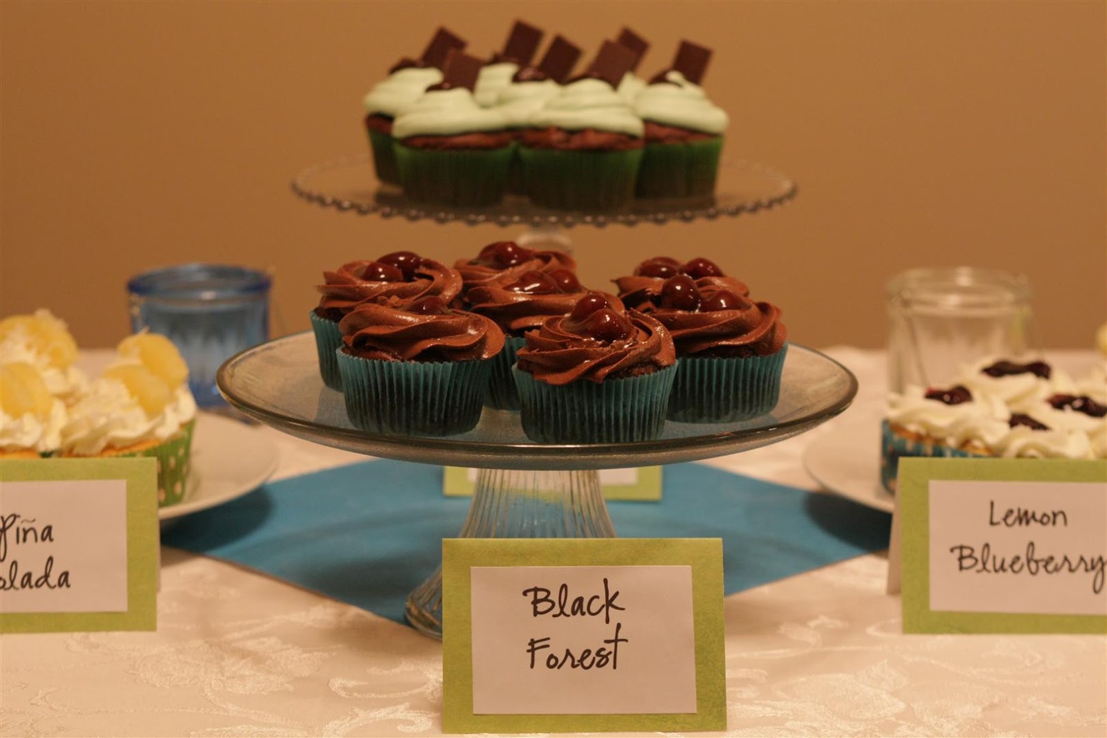 Patty Cakes Bakery: Cupcake Buffet