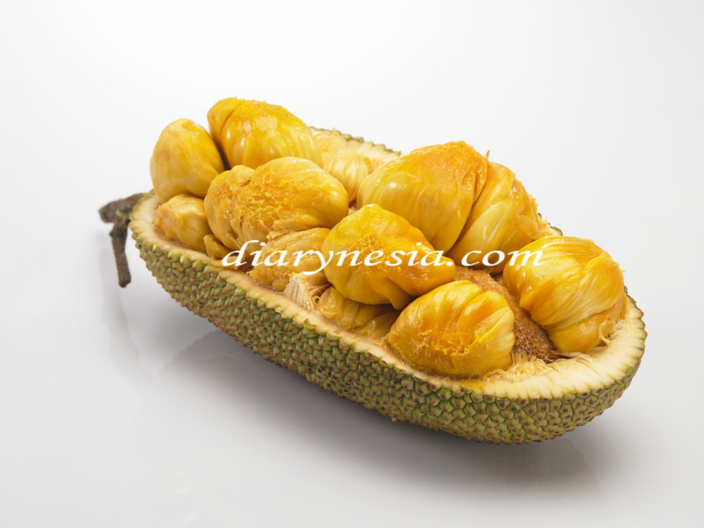 10 Indonesian Fruits You Need to Try in Your Next Visit