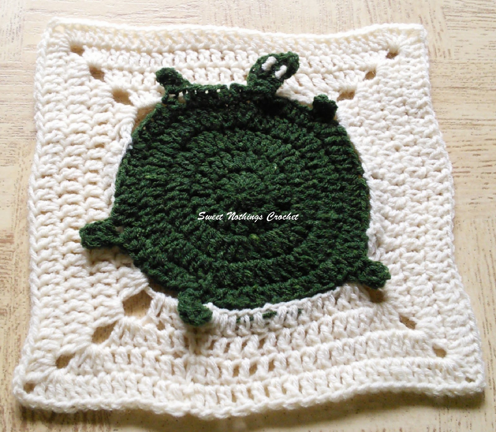 Sweet Nothings Crochet: TURTLE GRANNY SQUARE : IN THE ROUND - 25