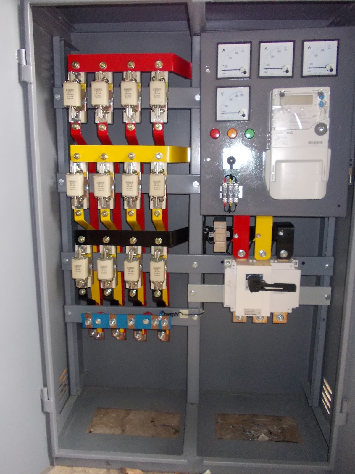 CV CAKRAWALA QUANTUM MANDIRI: LVCB ( Low Voltage Circuit Breaker ) 4 ... CV CAKRAWALA QUANTUM MANDIRI: LVCB ( Low Voltage Circuit Breaker ) 4 ...