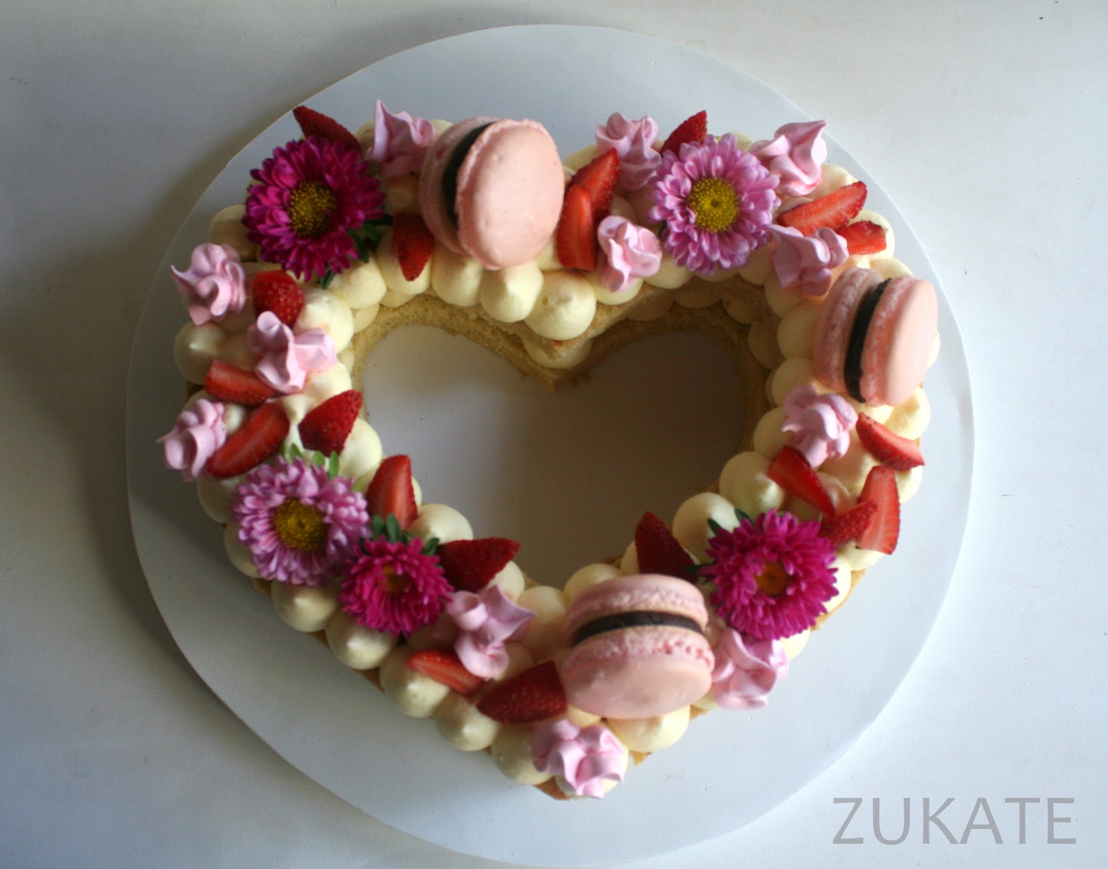 TORTA CORAZÓN | ZUKATE