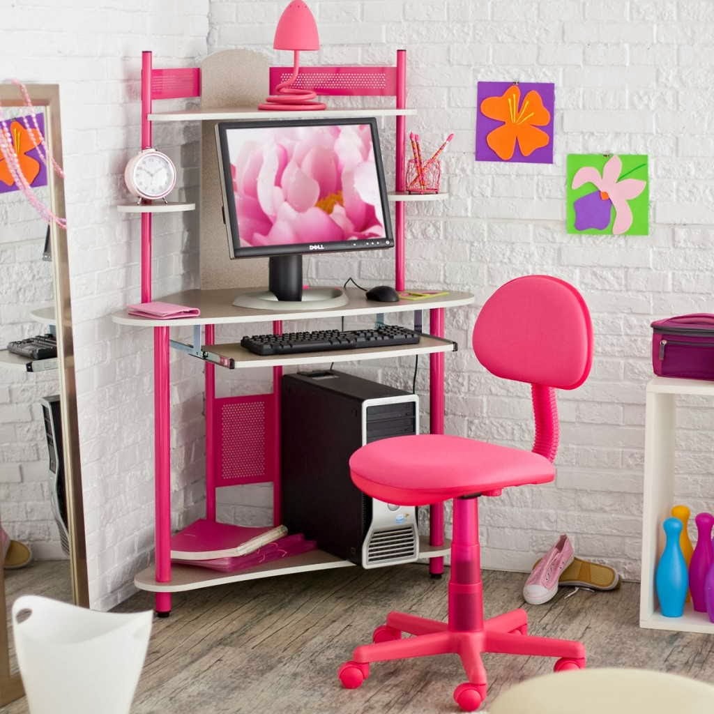 Latest Study Area Settings In Kid's Room From 2014 - Housing Mania