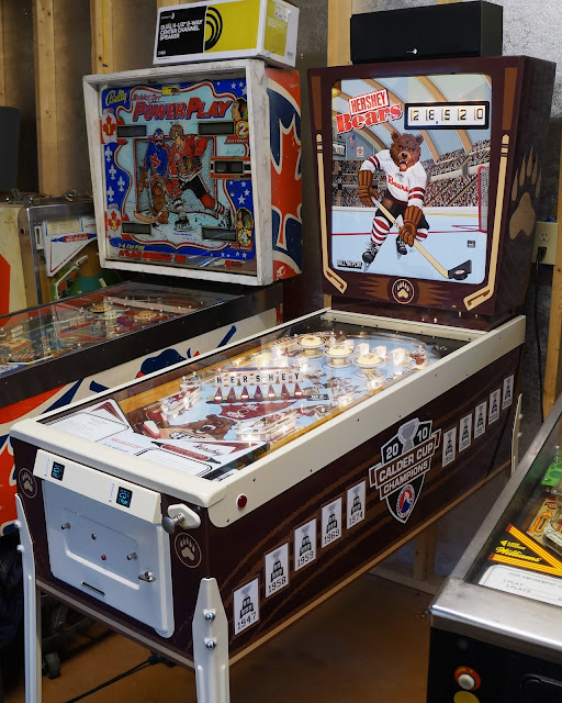 GameroomPinball.com: 9-1-2014 New England Patriots custom pinball