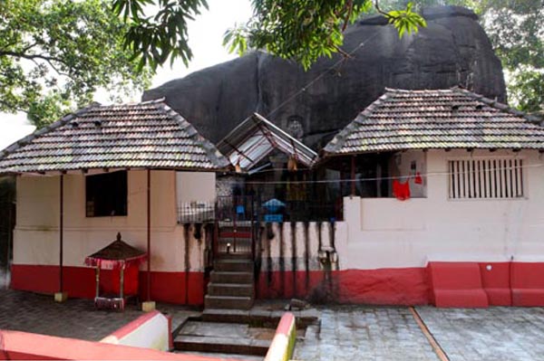 Raja Thatha's Kerala temples: Kallil Bhagawathi temple , Methala ...