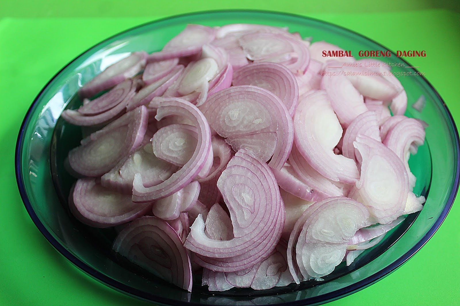 Juadah Hari Raya : Sambal Goreng Daging (Daging Sekilo Bawang Sekilo ...