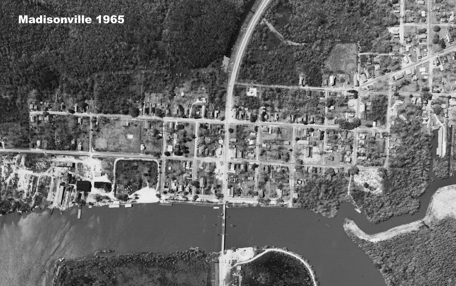 Tammany Family: Aerial Photos of Madisonville in 1965