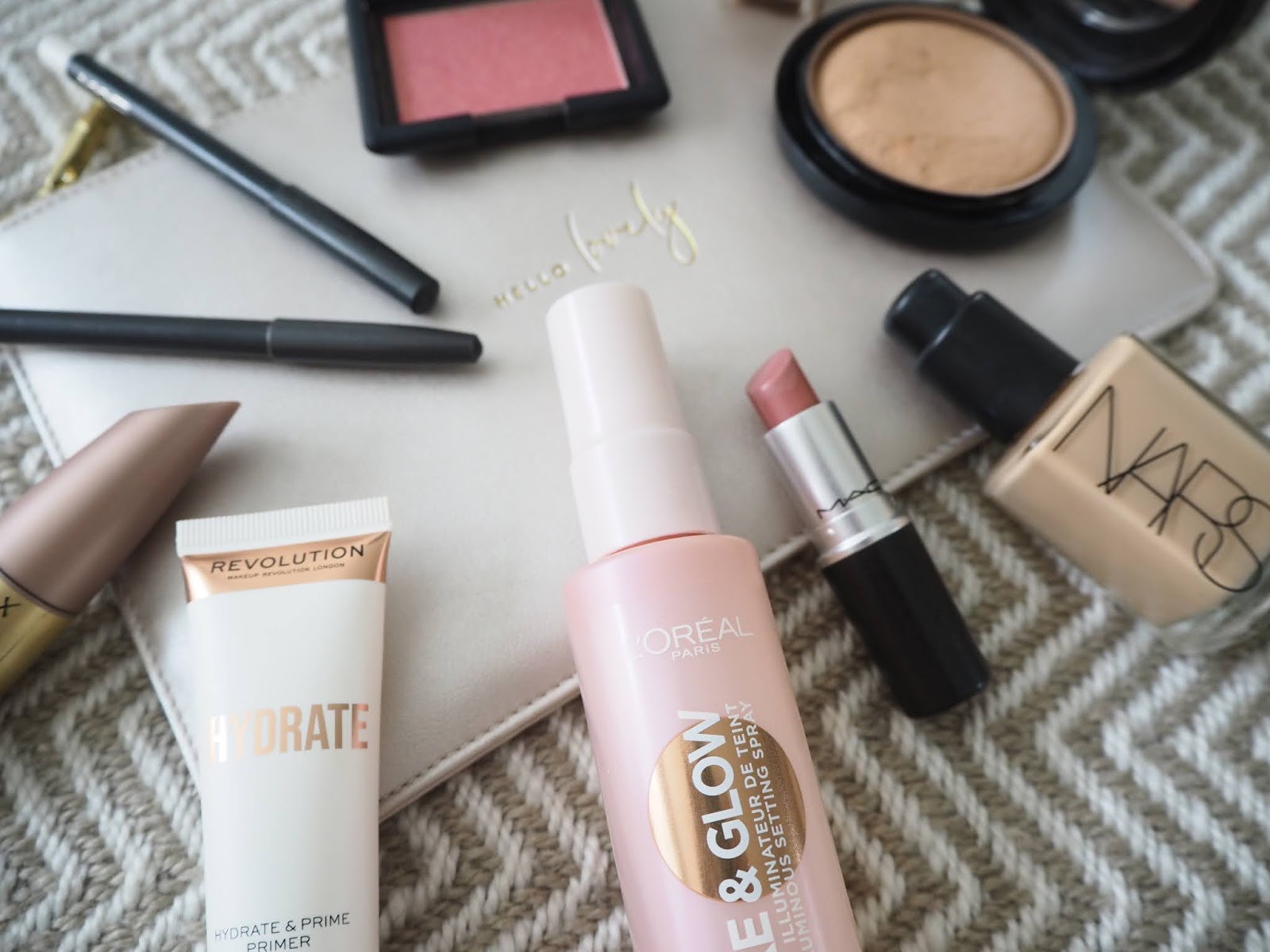 HOW TO CREATE THE PERFECT YOUTHFUL DEWY MAKEUP LOOK. | Exclusively Grace