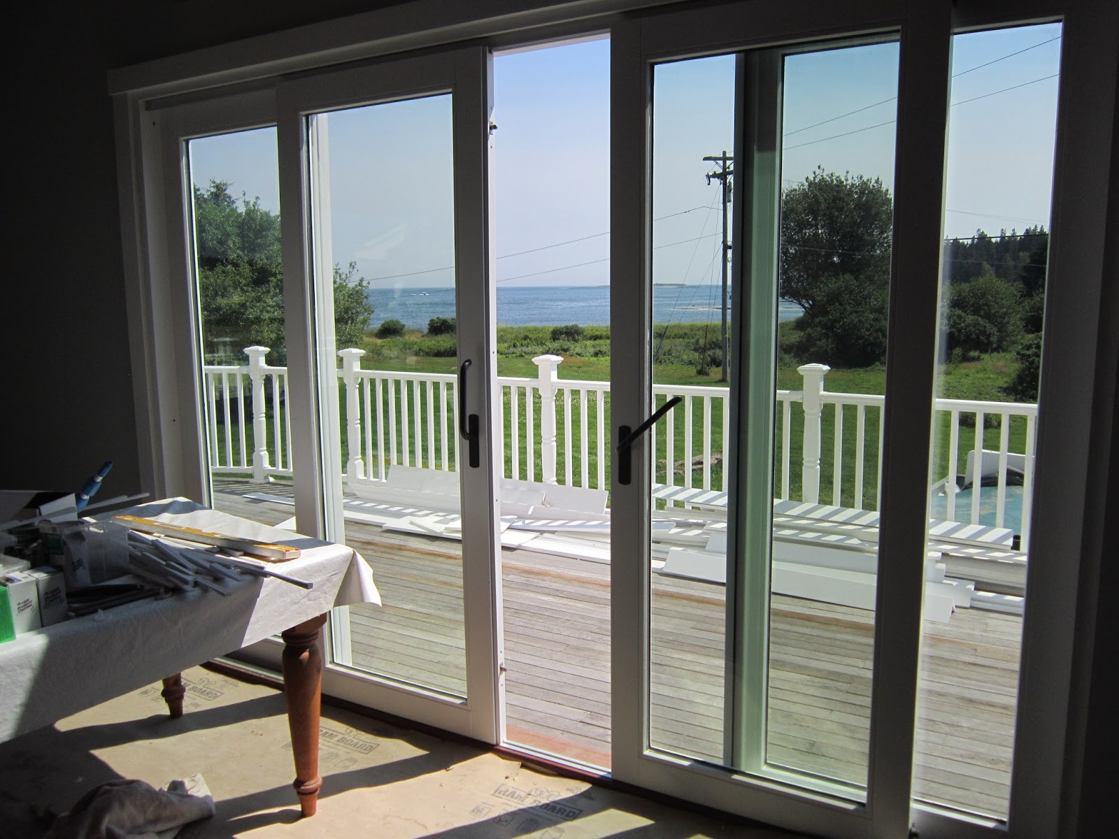 LINWOOD WINDOWS: Lift & Slides Outshine Typical Sliding Doors