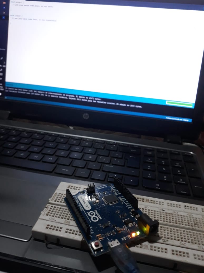 Cómo "Borrar" / "Restablecer" su Arduino Leonardo ⚙