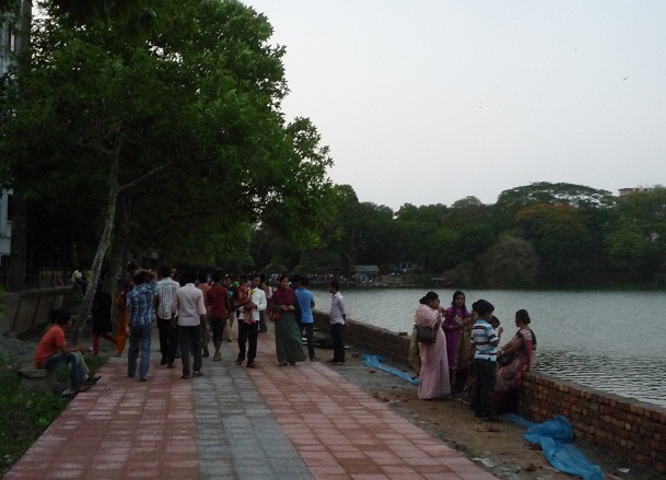 Homna - Comilla: Dhormo Sagor and Municipal Park | Comilla City