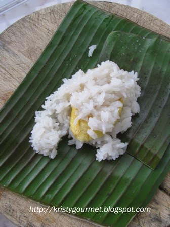 Vietnamese Steamed Banana Sticky Rice