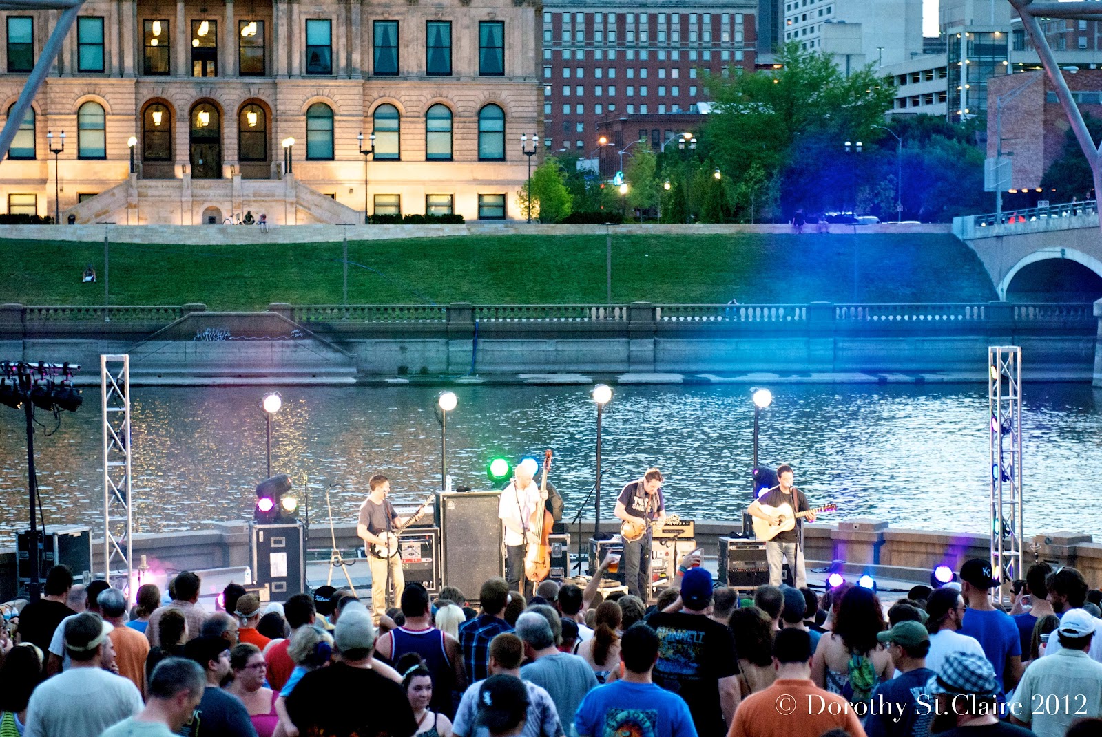 Looking Back Over My Shoulder - Kinfolk Blog: Simon Estes Amphitheater ...