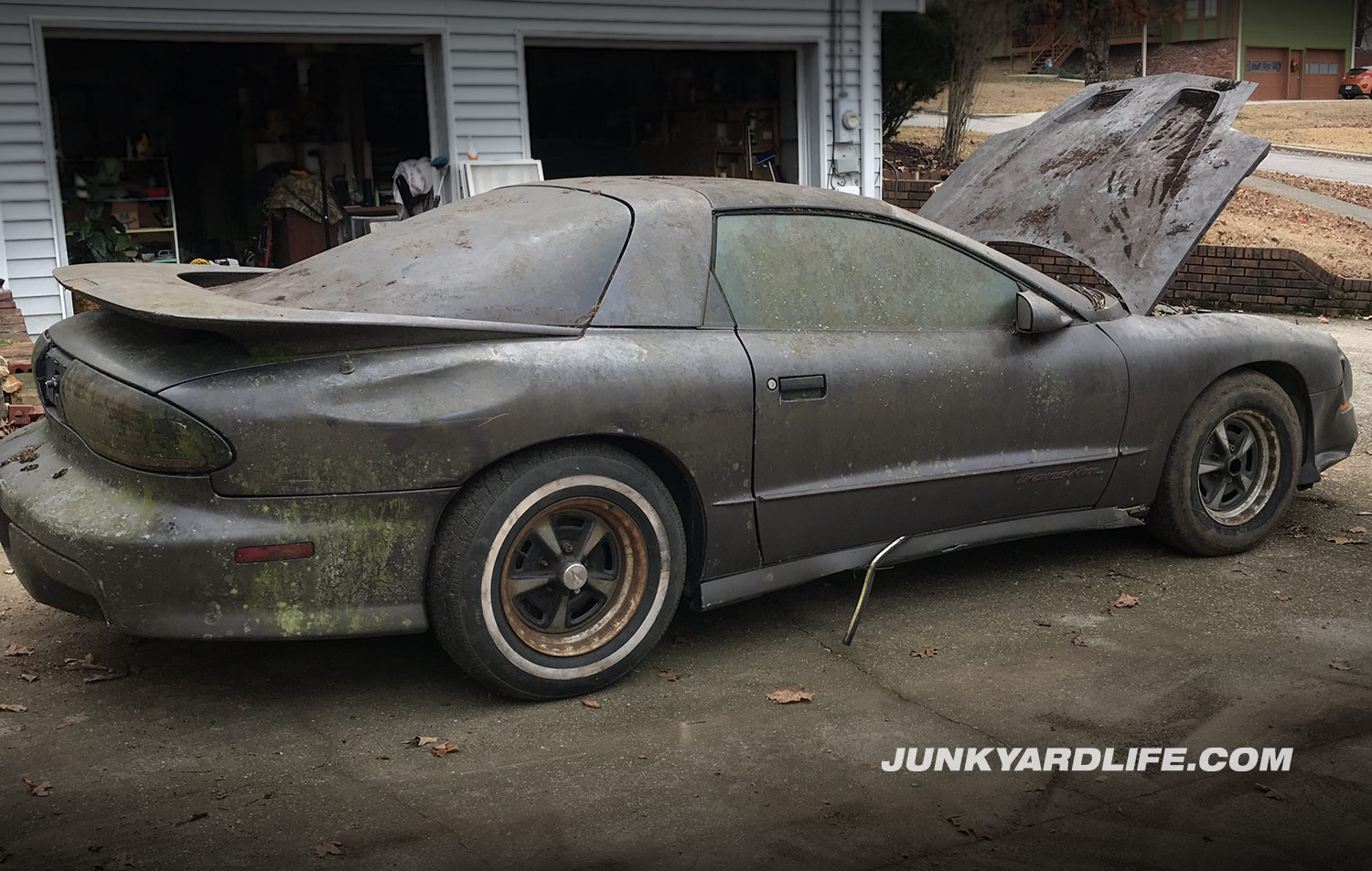 Junkyard Life: Classic Cars, Muscle Cars, Barn finds, Hot rods and part ...