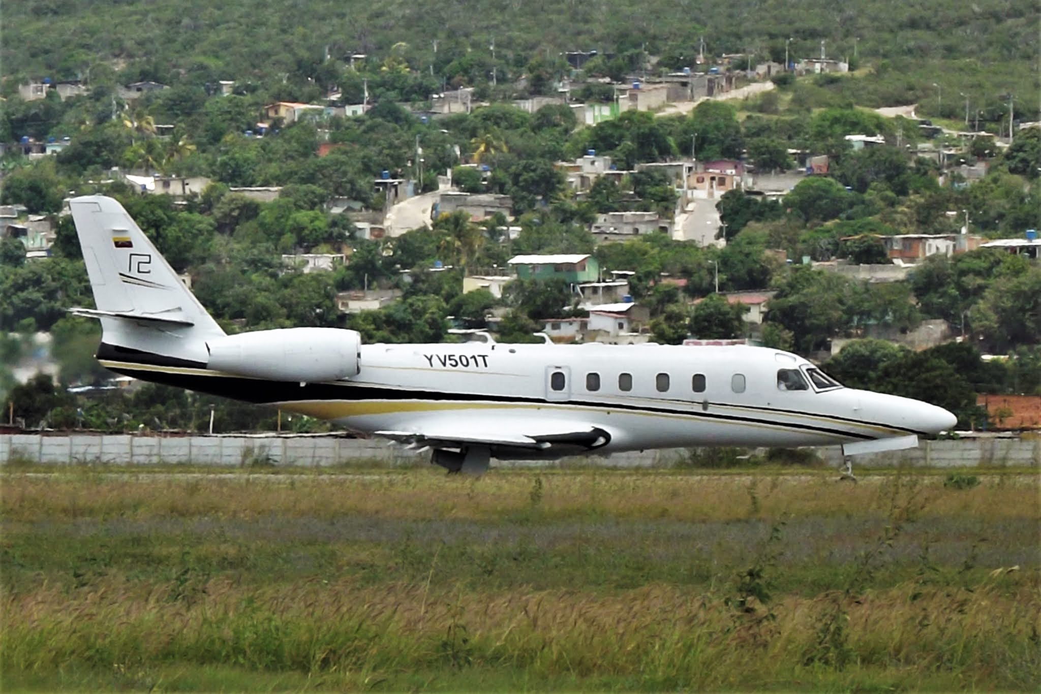 GULFSTREAM G100