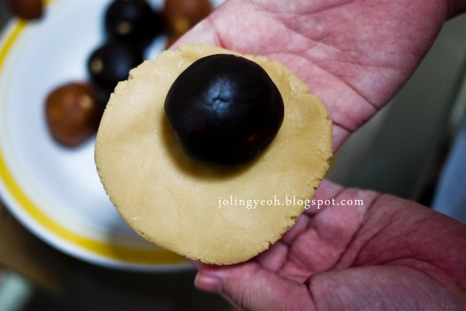 JoJo: Baked Mini Mooncake Recipe