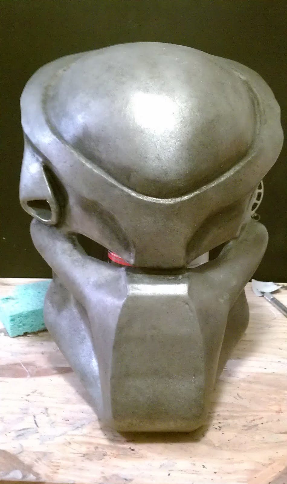 Weaselhammer Props: Predator bio mask helmet