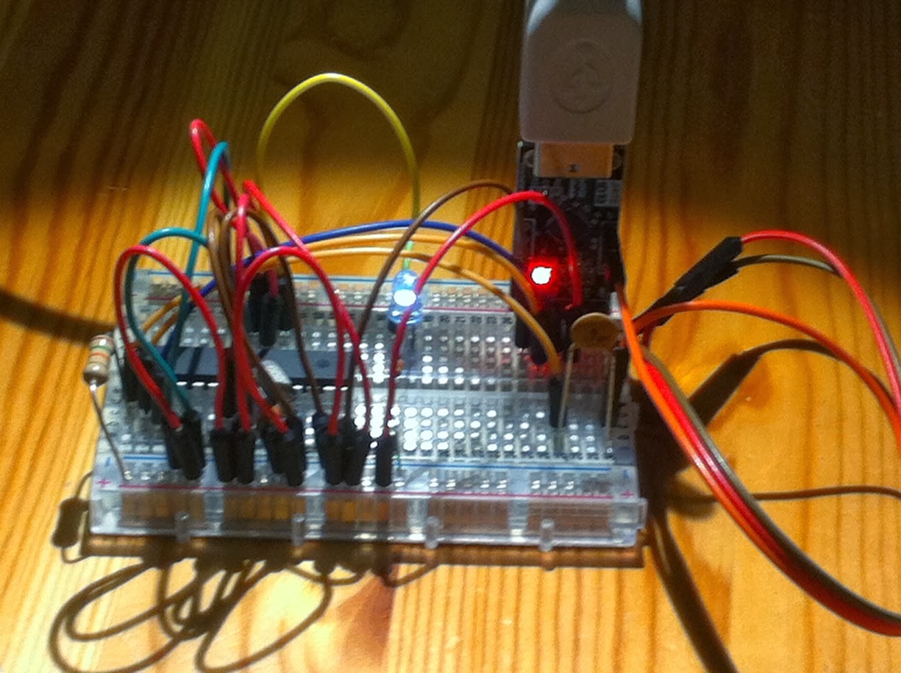 WA6PZB: Simple ATMEL 328P chip Arduino